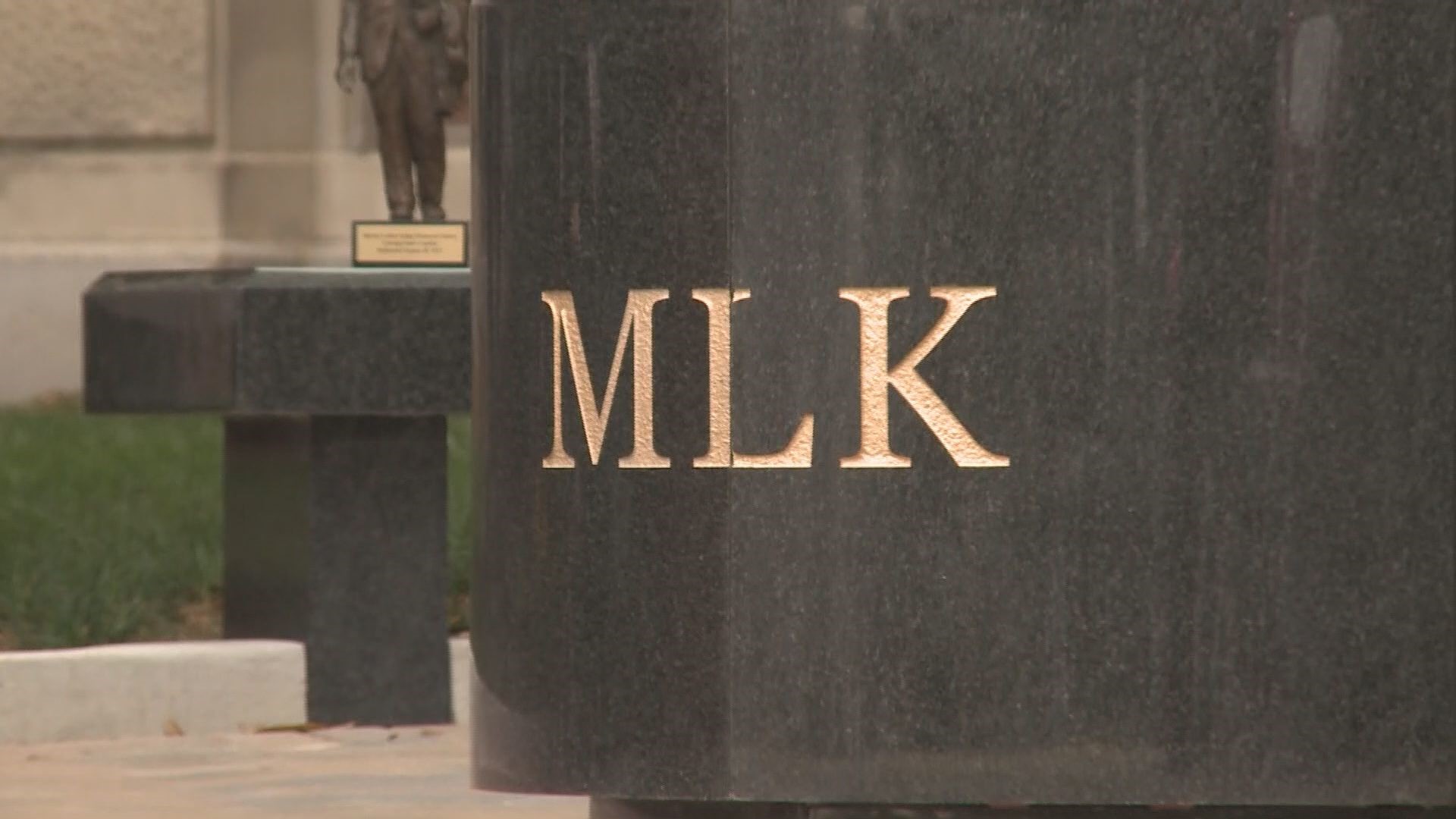 Photos | MLK Jr. statue unveiled at Georgia's State Capitol | kvue.com