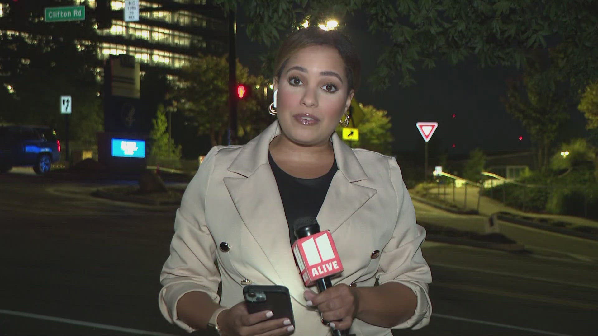 Letter from current & former HHS employees calls for RFK Jr. to resign ...